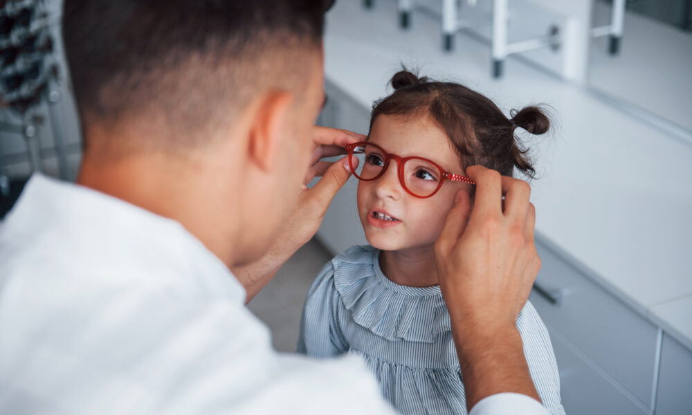 Stellest 2.0 Lenses, Smartglasses Introduced at CIIE