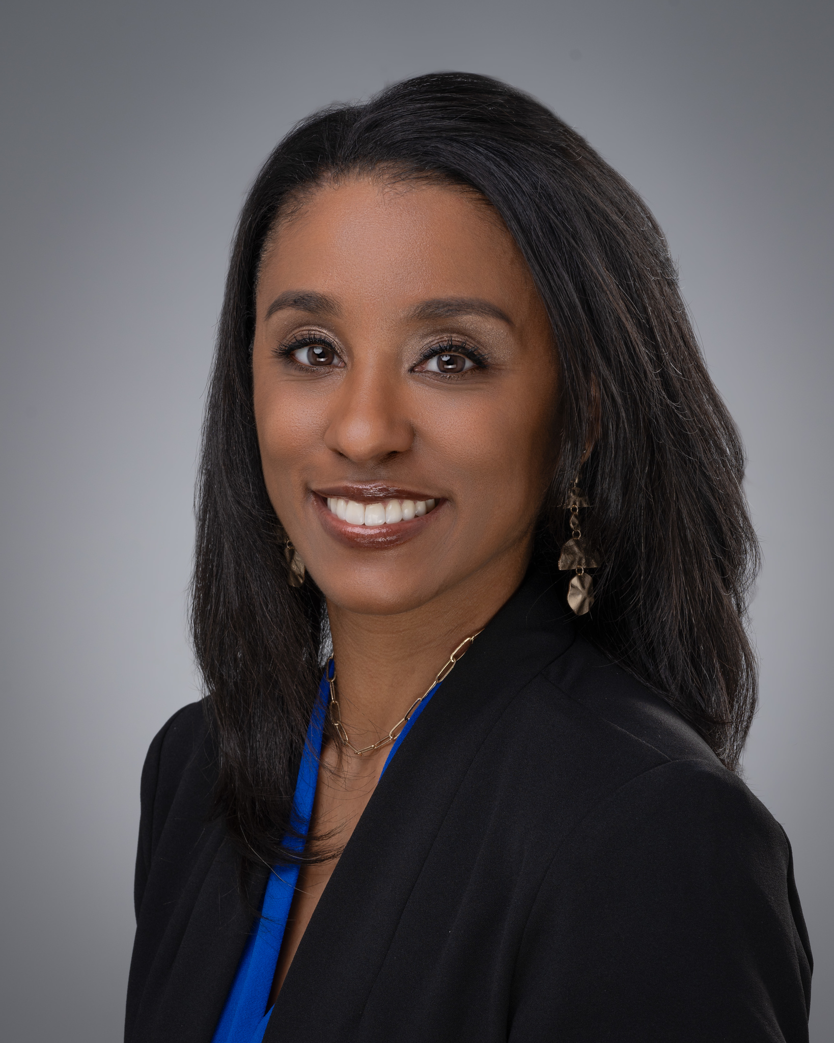 Sunshine, Screens and Sleep: Summer Habits That Can Help Curb Myopia Progression - Review of ...